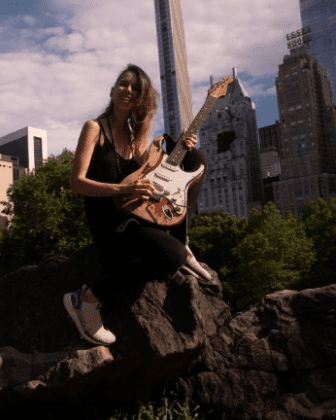 Sus Vasquez: From Colombia to NYC - Guitar Girl Magazine